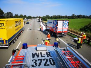 03.09.18 : Erneut schwerer Auffahrunfall auf der A 1 zwischen Maschen und Harburg – Feuerwehr ...